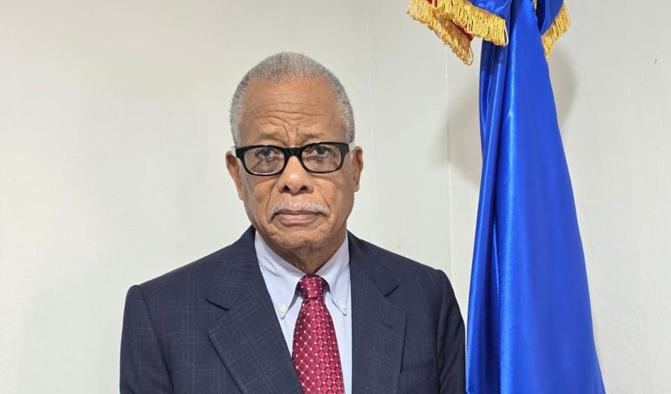 Moins de 24h après son entrée en fonction, l’ambassadeur d’Haïti ...